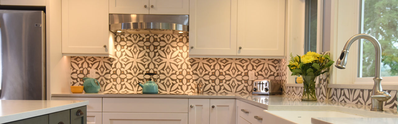 Kitchen - Kitchen and Bath Design Studio - Tacoma, Washington